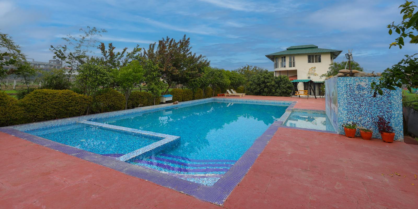 Top budget-friendly resorts in Ramnagar that don't compromise on comfort